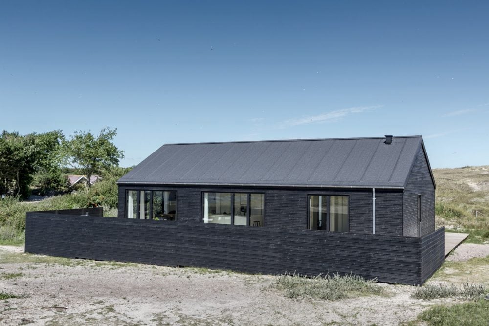 Nyt arkitekttegnet sommerhus i samarbejde med Skanlux